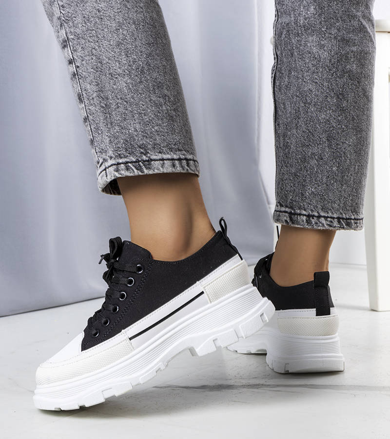 Czarne trampki na wysokiej platformie Lavaris | Obuwie Gemre online